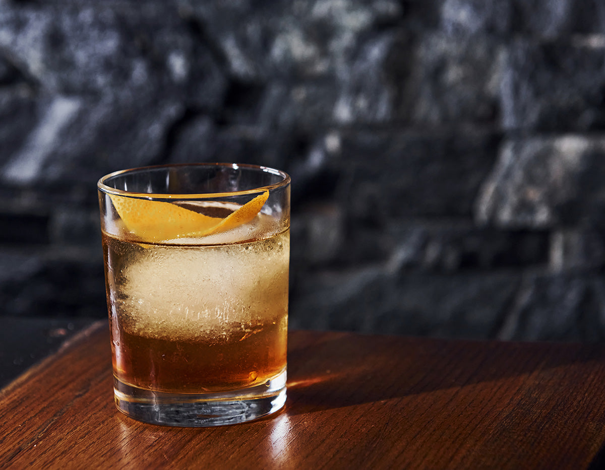 Crafting the Perfect Gin Old Fashioned – Tiny Bear Distillery
